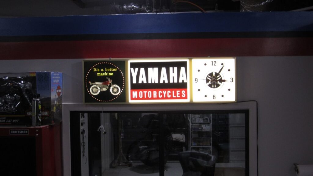 Vintage Yamaha Dealer Clock - Marbles Motors
